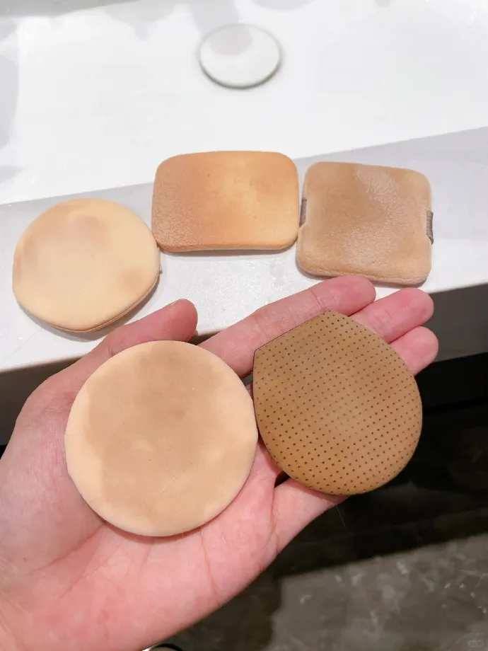 All You Need to Know About Powder Makeup Puff - Fay Brush