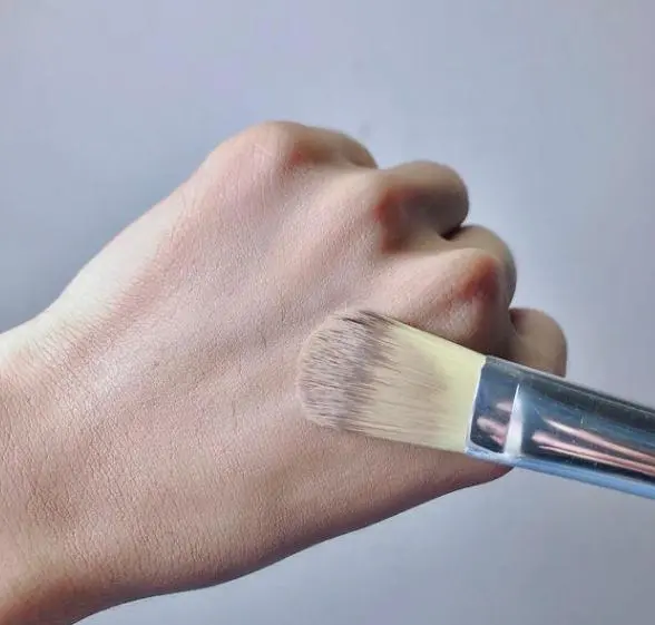 How to Apply Foundation with a Brush
