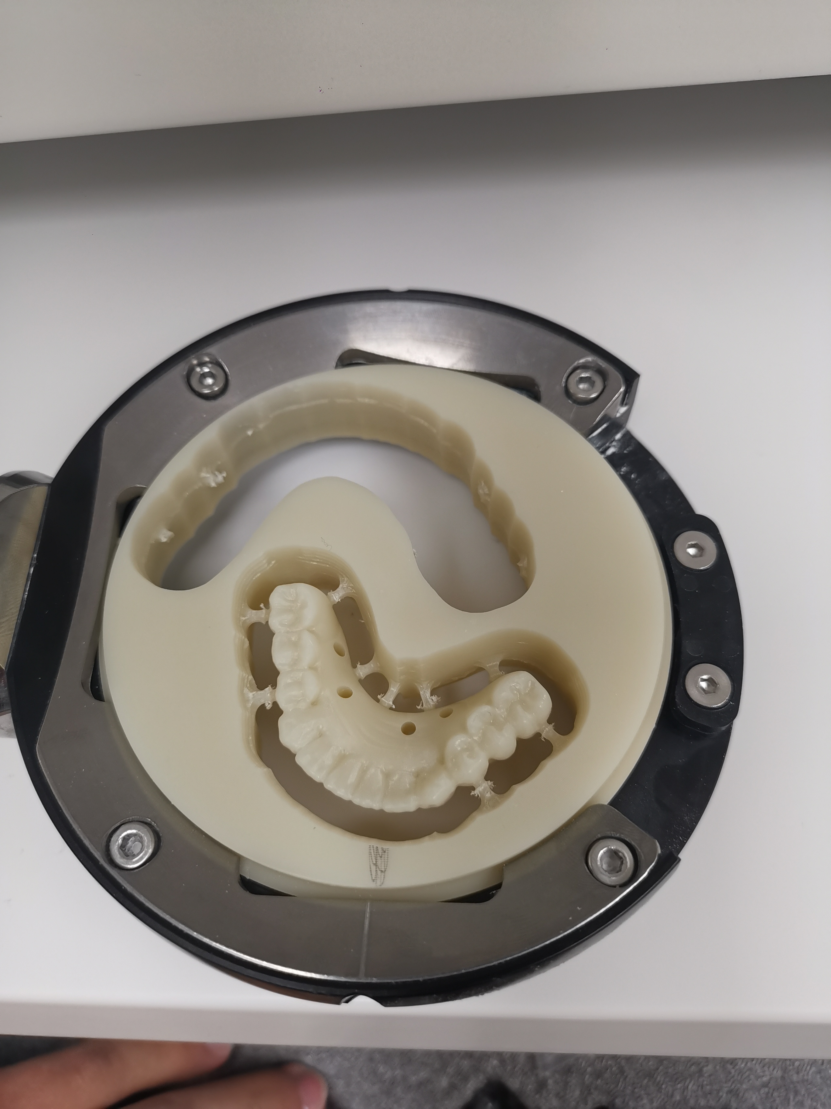 multilayer PMMA disc , Dental PMMA material , Multilayered dental ...