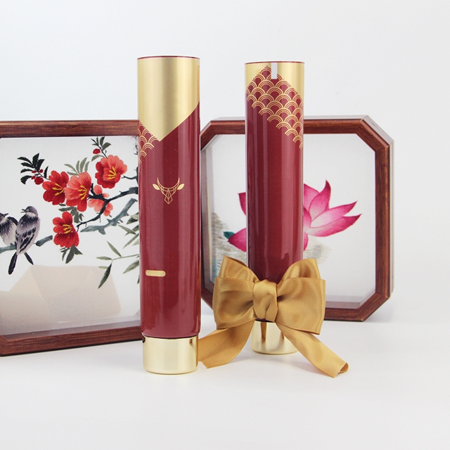 Chinese style high glossy tube with gold screw on cap-Auber