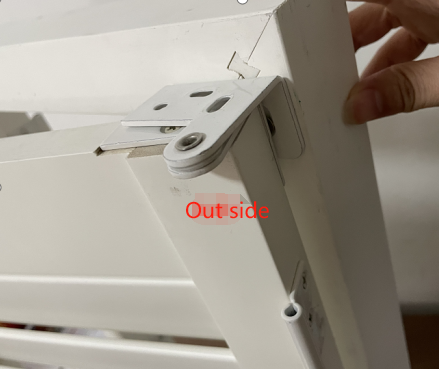 Use of Pivot Hinge in Plantation shutter - 菏泽环宇家居用品有限公司