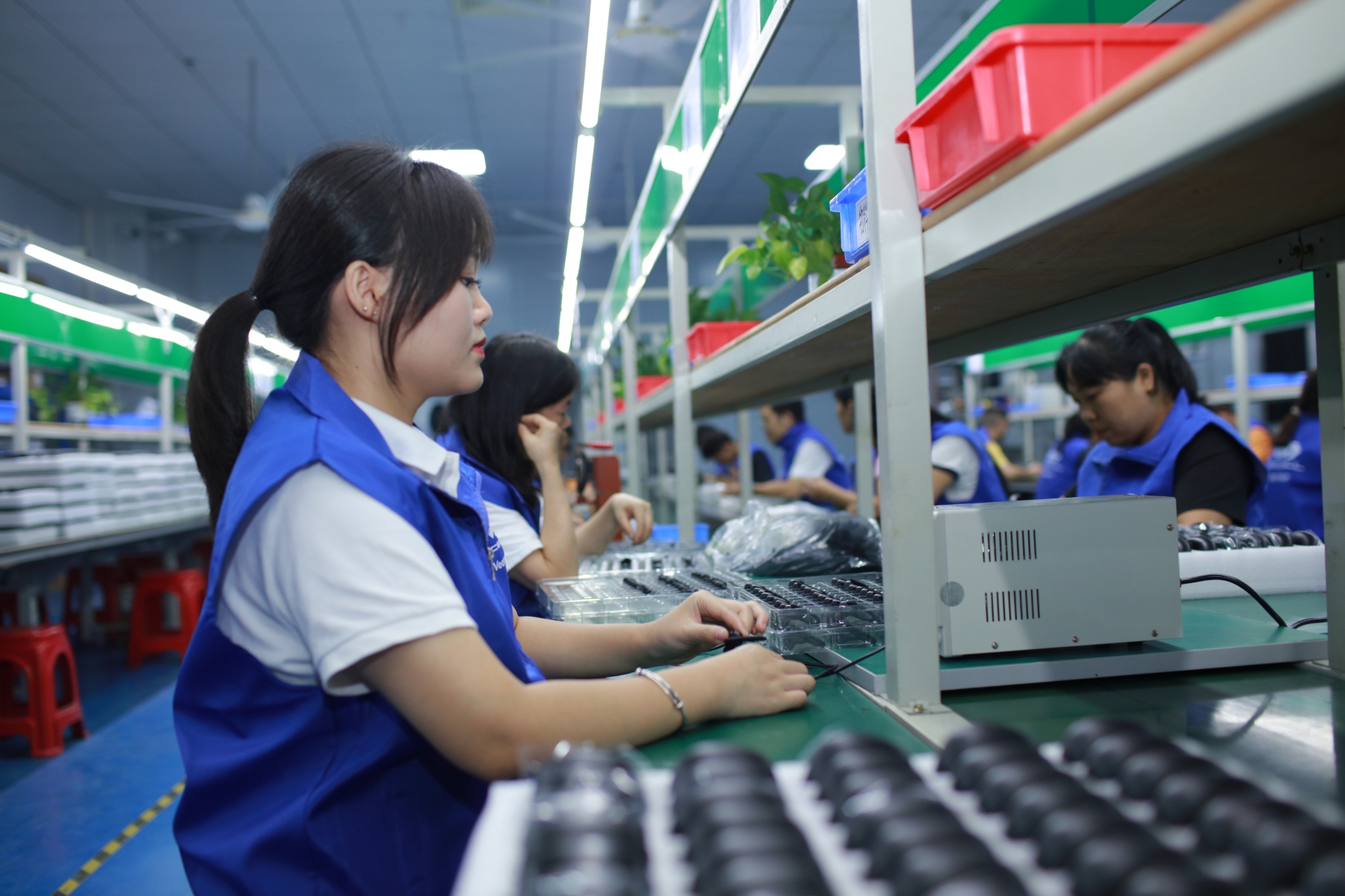 TWS Earphones Manufacturing Process | Veaqee