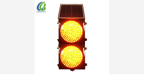 Flashing yellow light丨lu-bao.com