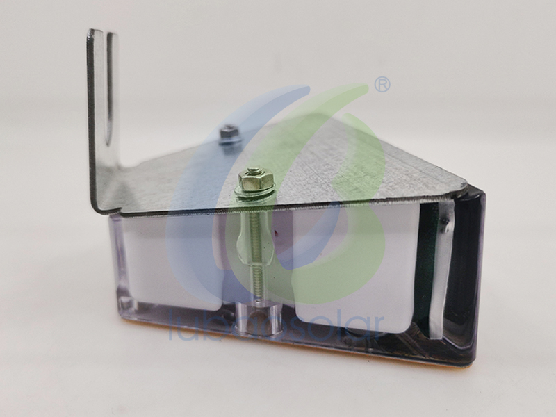 Solar LED guardrail reflector guardrail delineator丨lu-bao.com