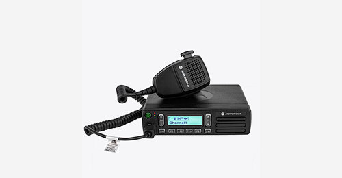Motorola DEM400 mobile radio