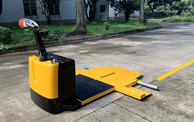 Electric car mover allows easy towing of cars by a single person ...