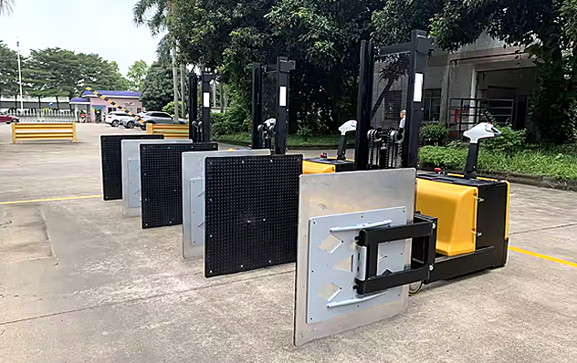 Sinolift powered counter-balanced stacker with carton clamp for handing ...