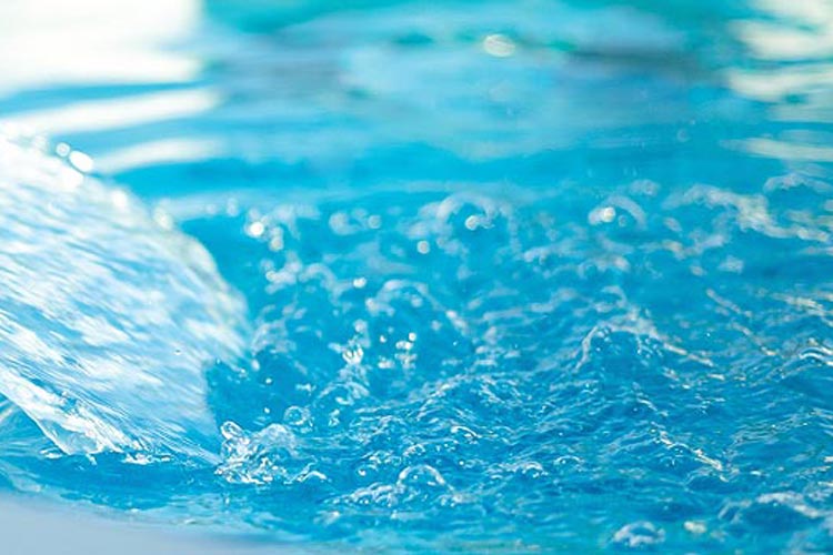 How do you keep cold plunge clean?