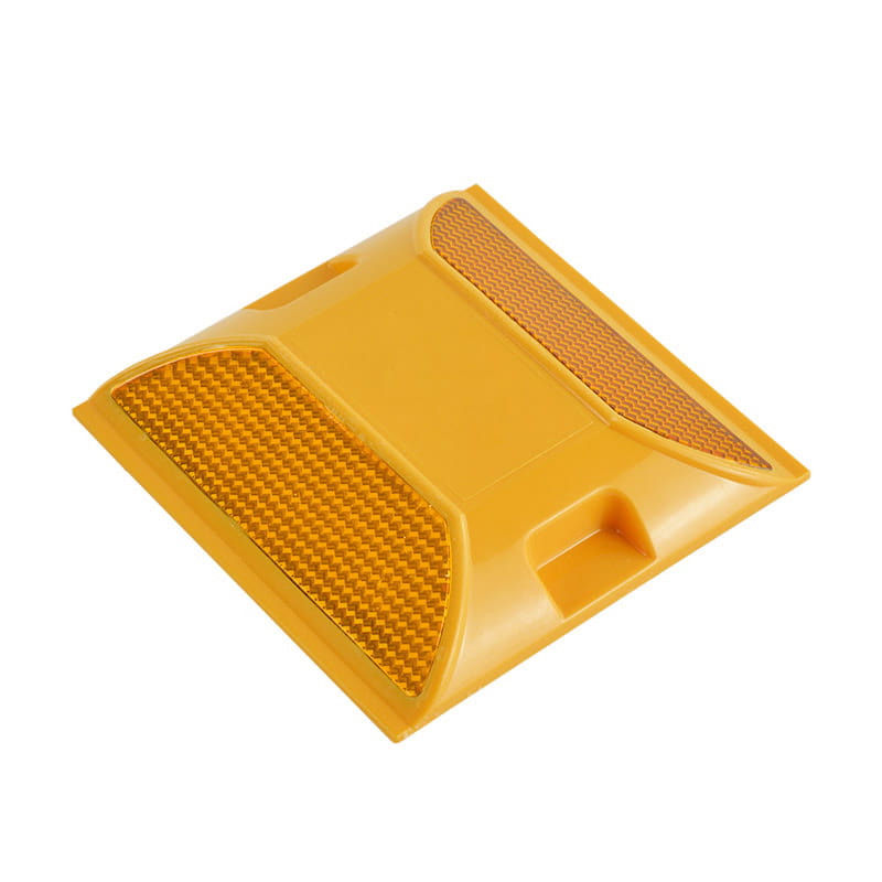 Yellow White Red Reflector on the Road CE Certification