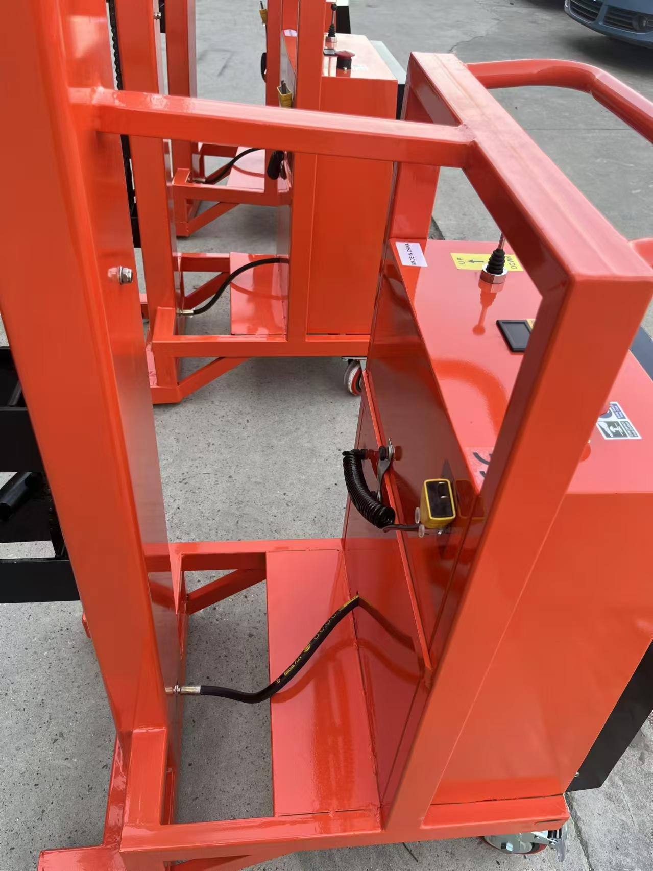 Bespoke Case: Fully Electric Expanding Shaft Roll Lifter - Shanghai ...