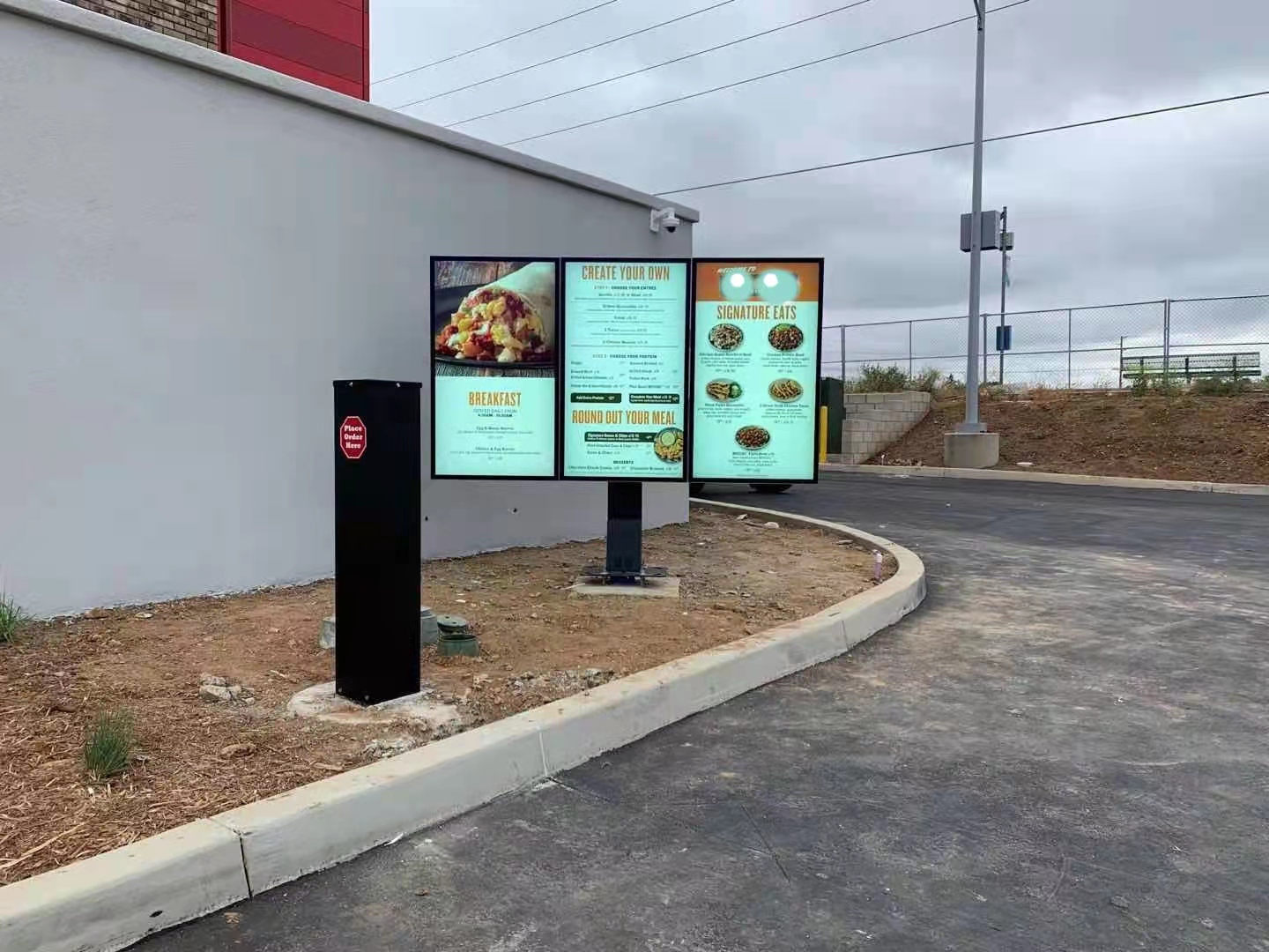 DRIVER-THRU System Outdoor Menu Display Boards manufacturer -EKAA