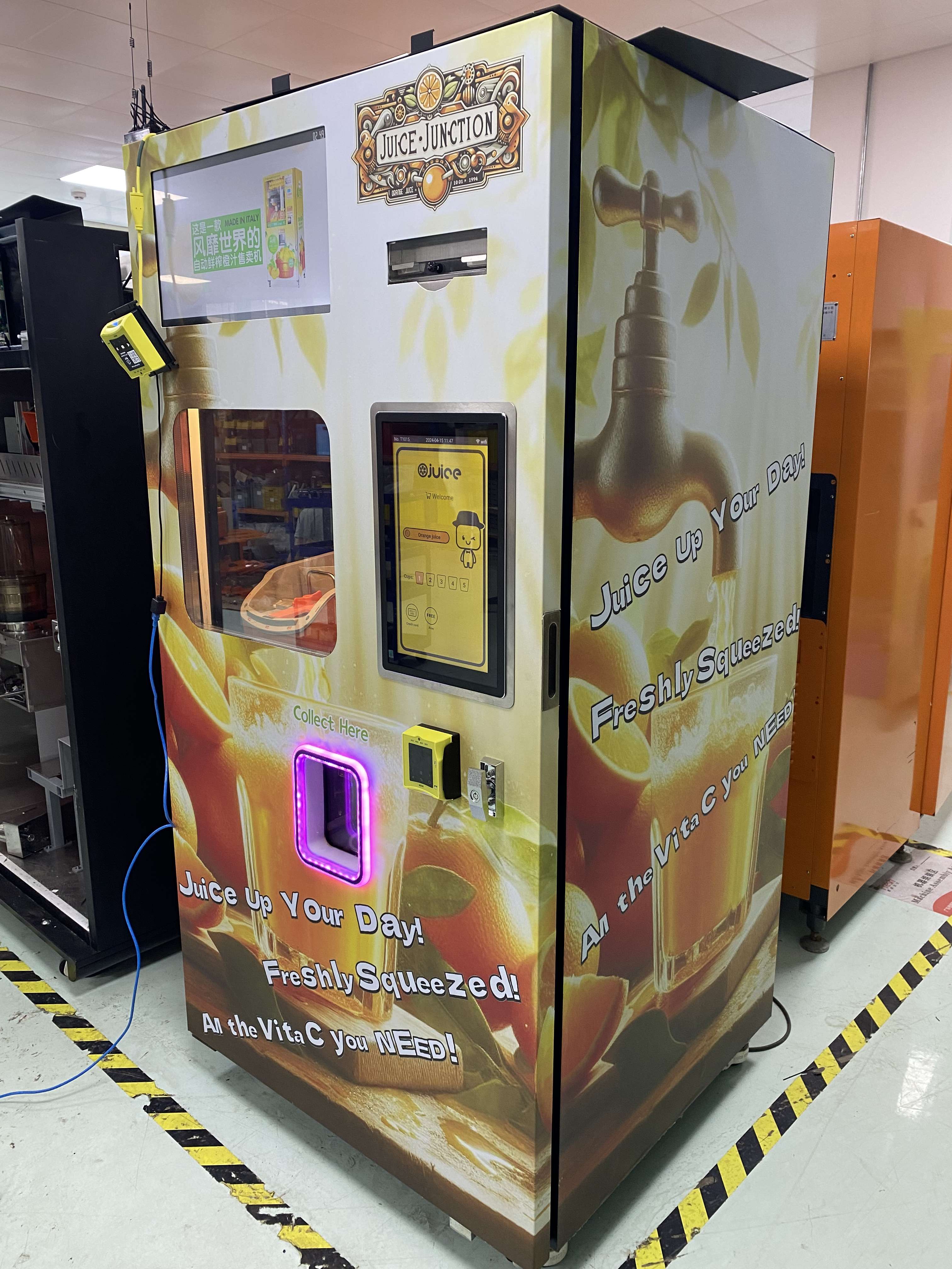 Freshly Squeezed Orange Juice Machine