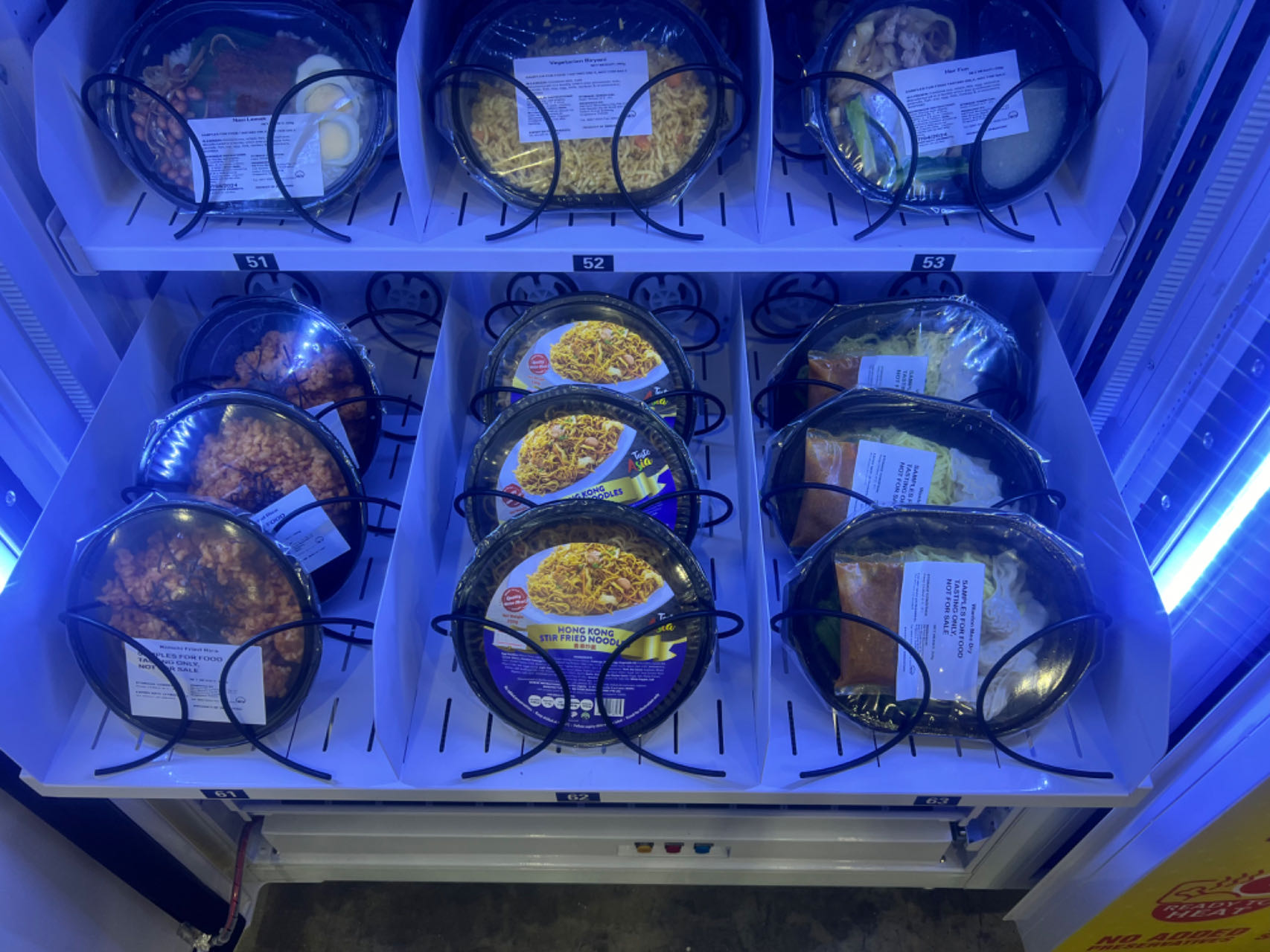 Taiwanese Food Brands Tour Smart Food Vending Machine Tech