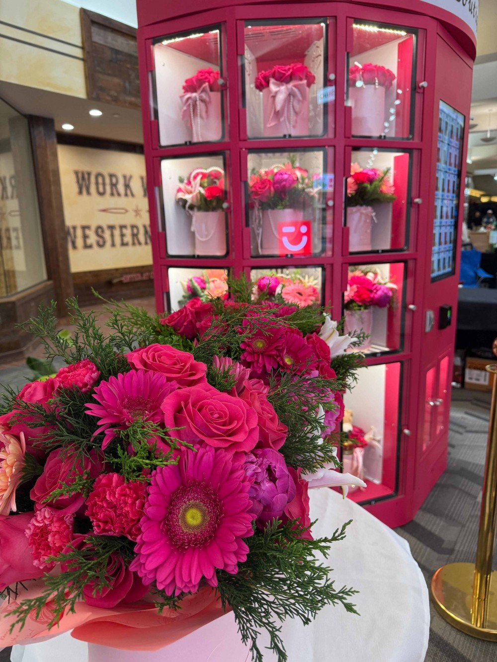 How US Florists Are Profiting with a Smart Flower Machine