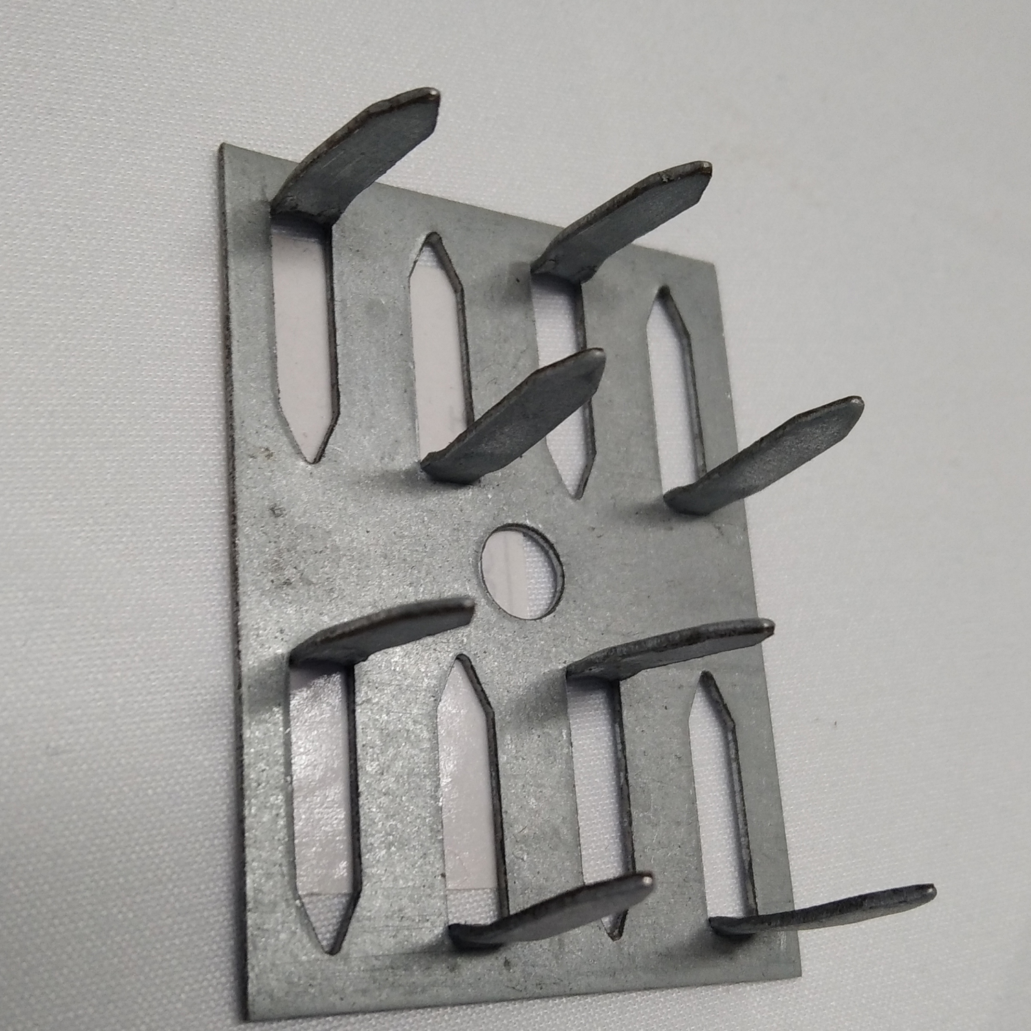 Impaling clips - Surealong Group Corporation