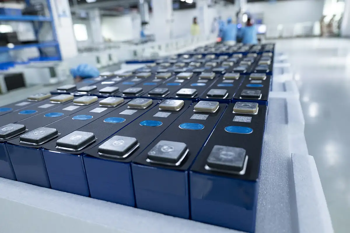 Why Lithium Batteries Outperform Lead-Acid in Energy Storage？