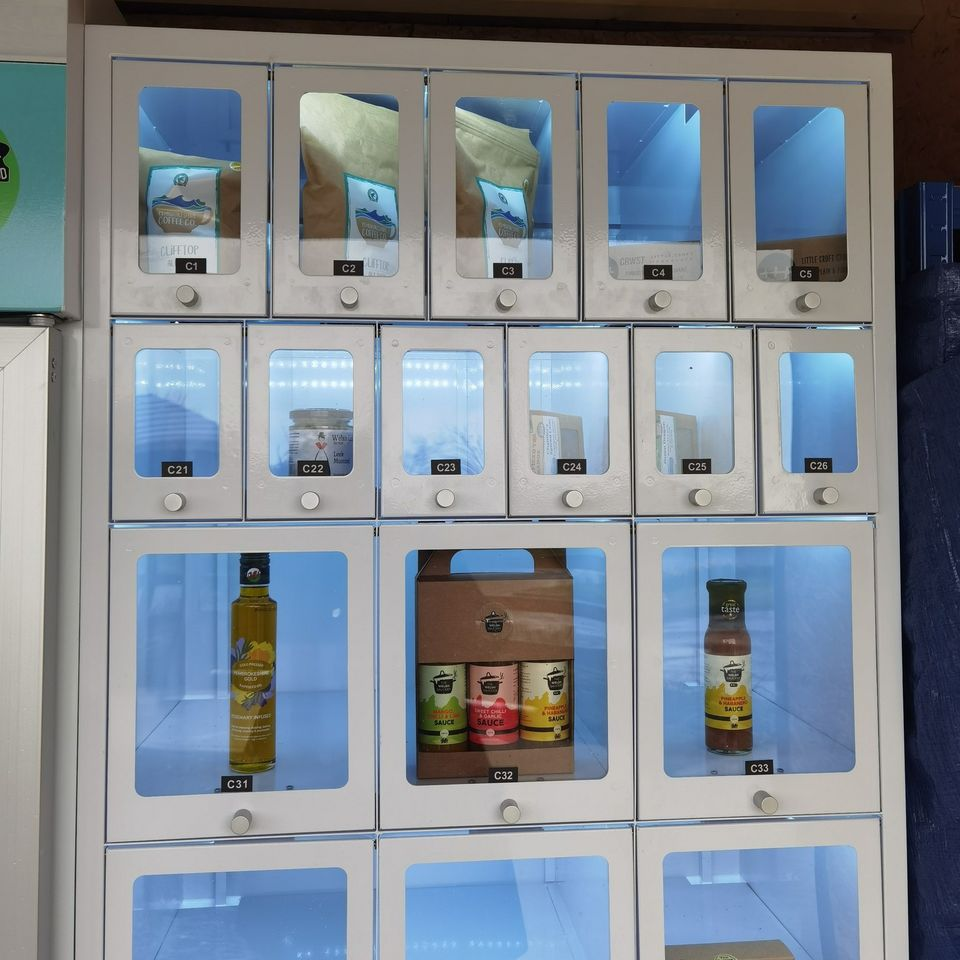 combo cooling locker vending machine for self service store