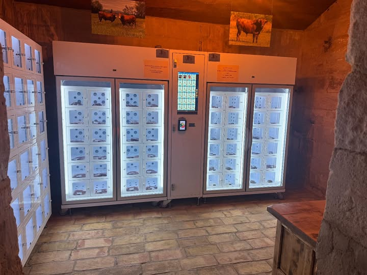 Farm Produce Vending Machines for Unmanned Retail in France
