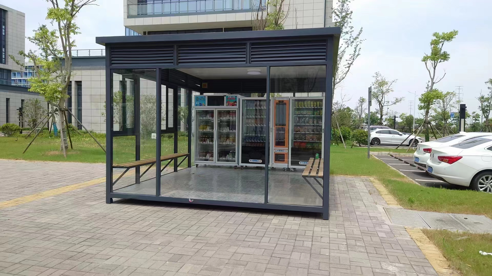 Is it a Good Idea to Put Vending Machines in Outdoor Locations? Where ...