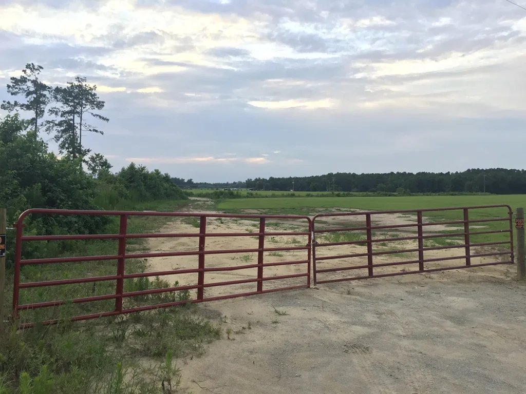 What is the most common farm gate size? - SINOTOP RURAL
