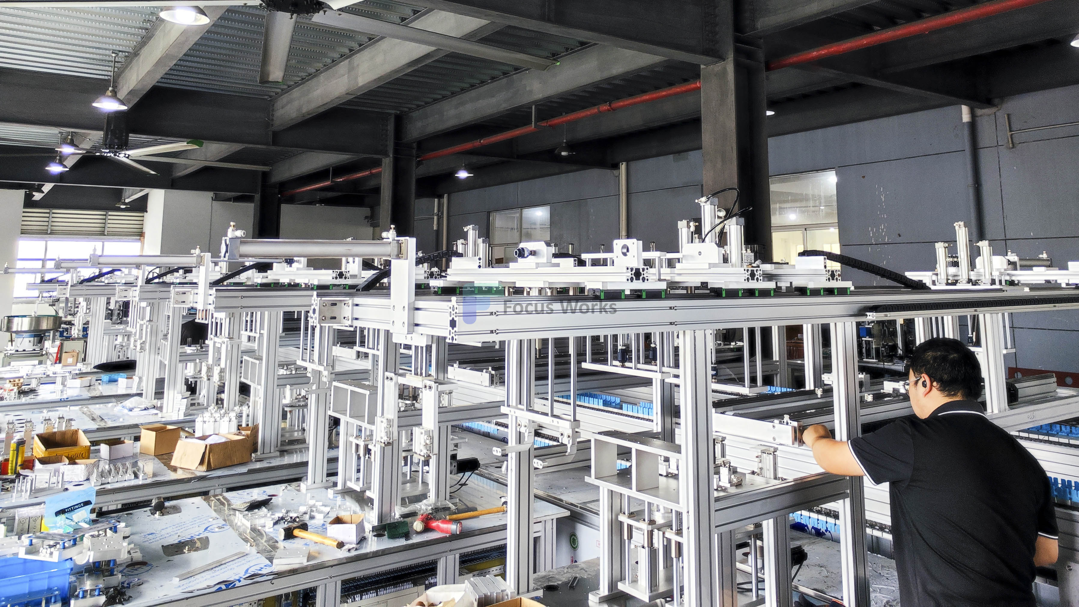 Automatic Y-site infusion set assembly and packaging machine ...