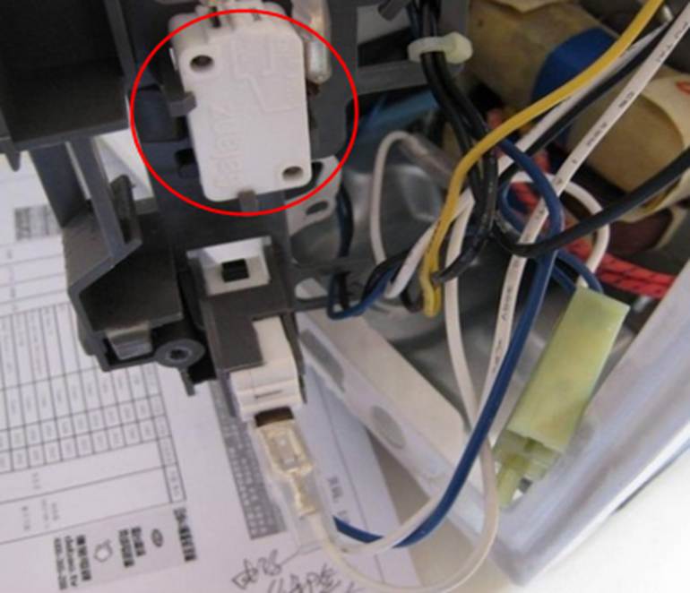 What is a Microwave Door Switch and How Does It Work? - Unionwell