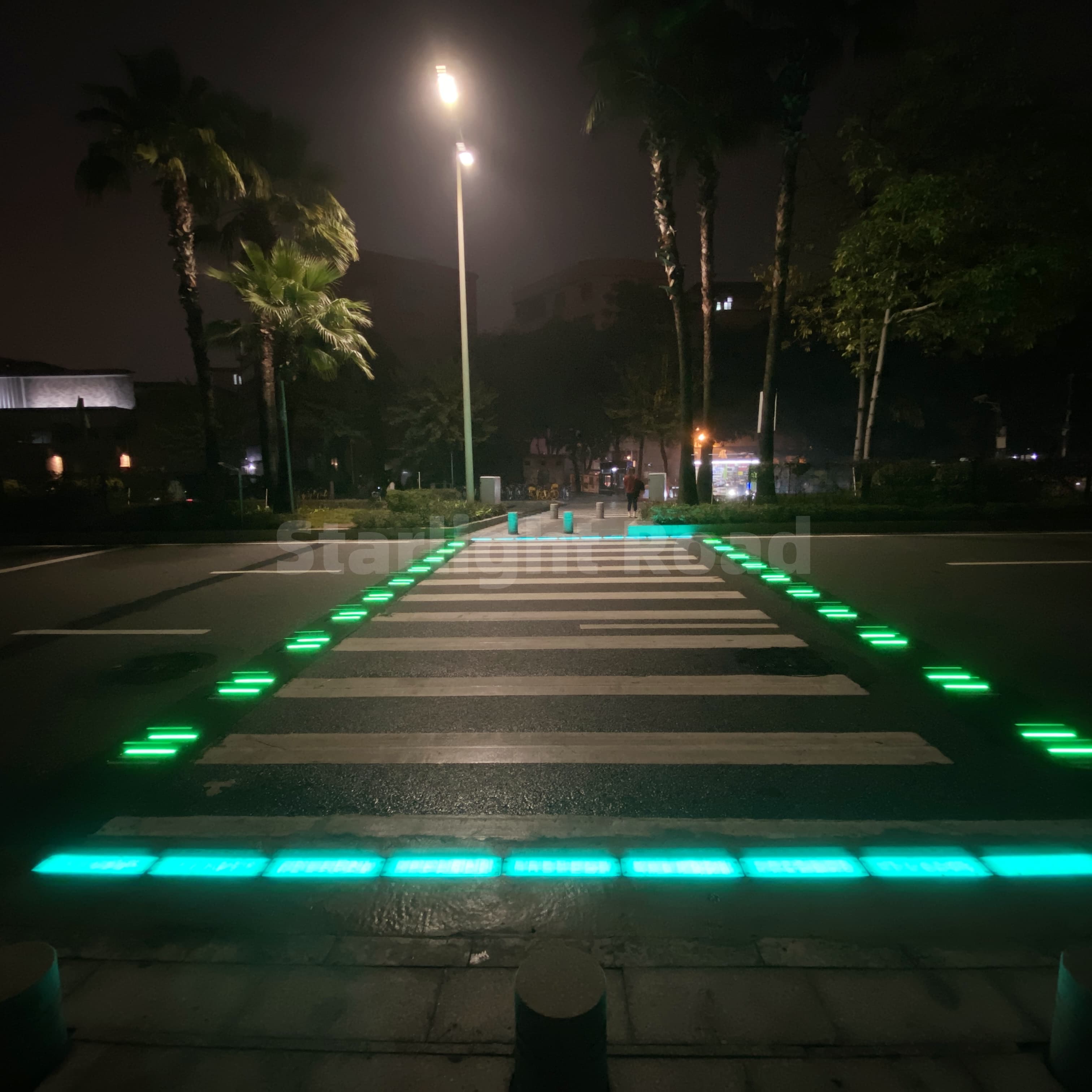 Optical Technology of Starlight Road Cast Iron Stripe-Shaped LED Block ...