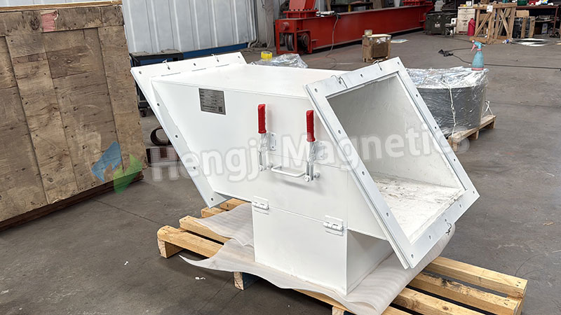 Easy-Clean Design for Self Cleaning Magnetic Pipeline Separators